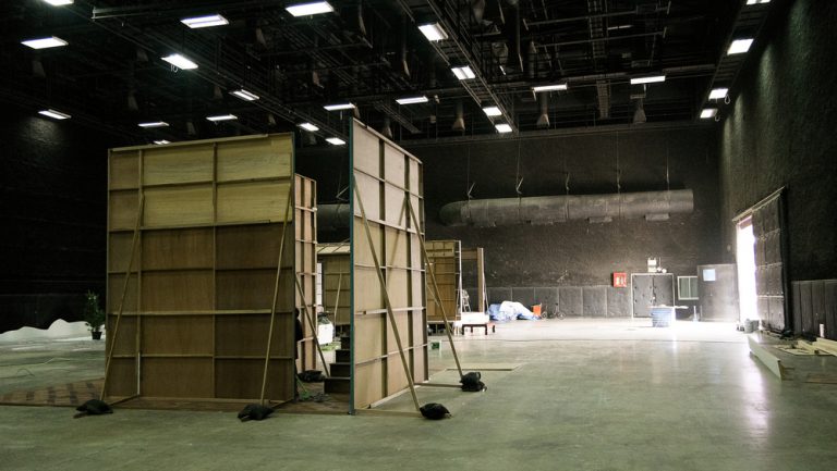 Setting the Stage: Building Theater Sets - Inventionland